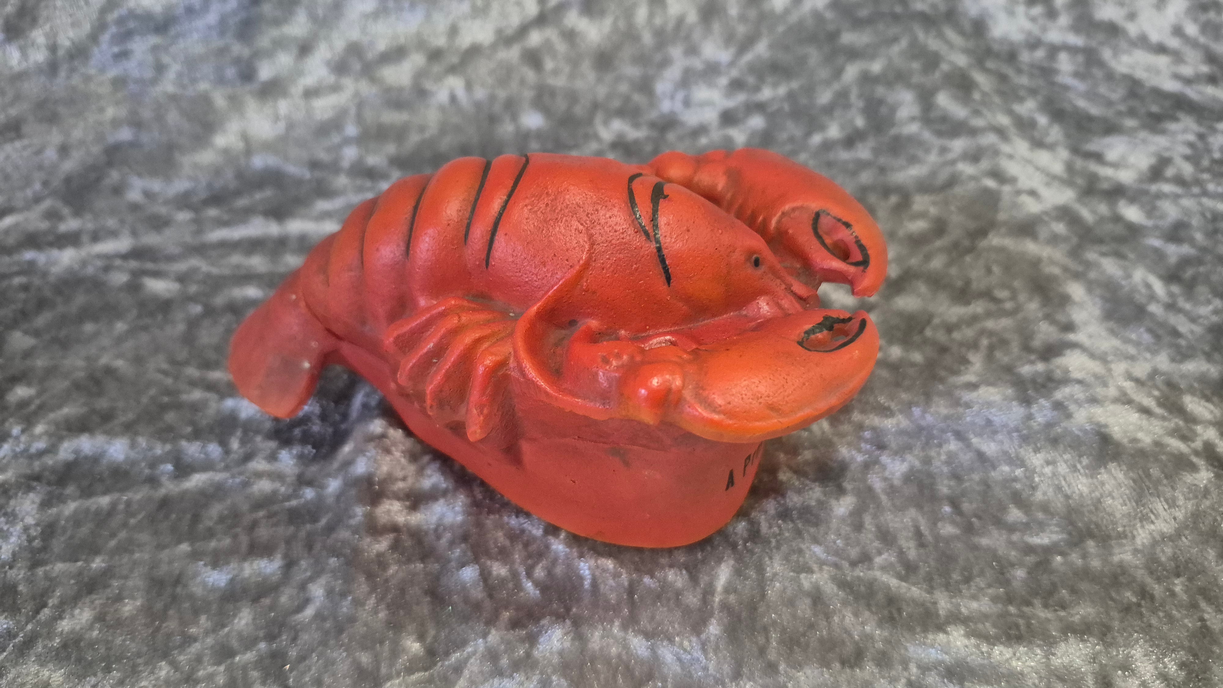 Ceramic Lobster Pot – Bagham Barn Antiques